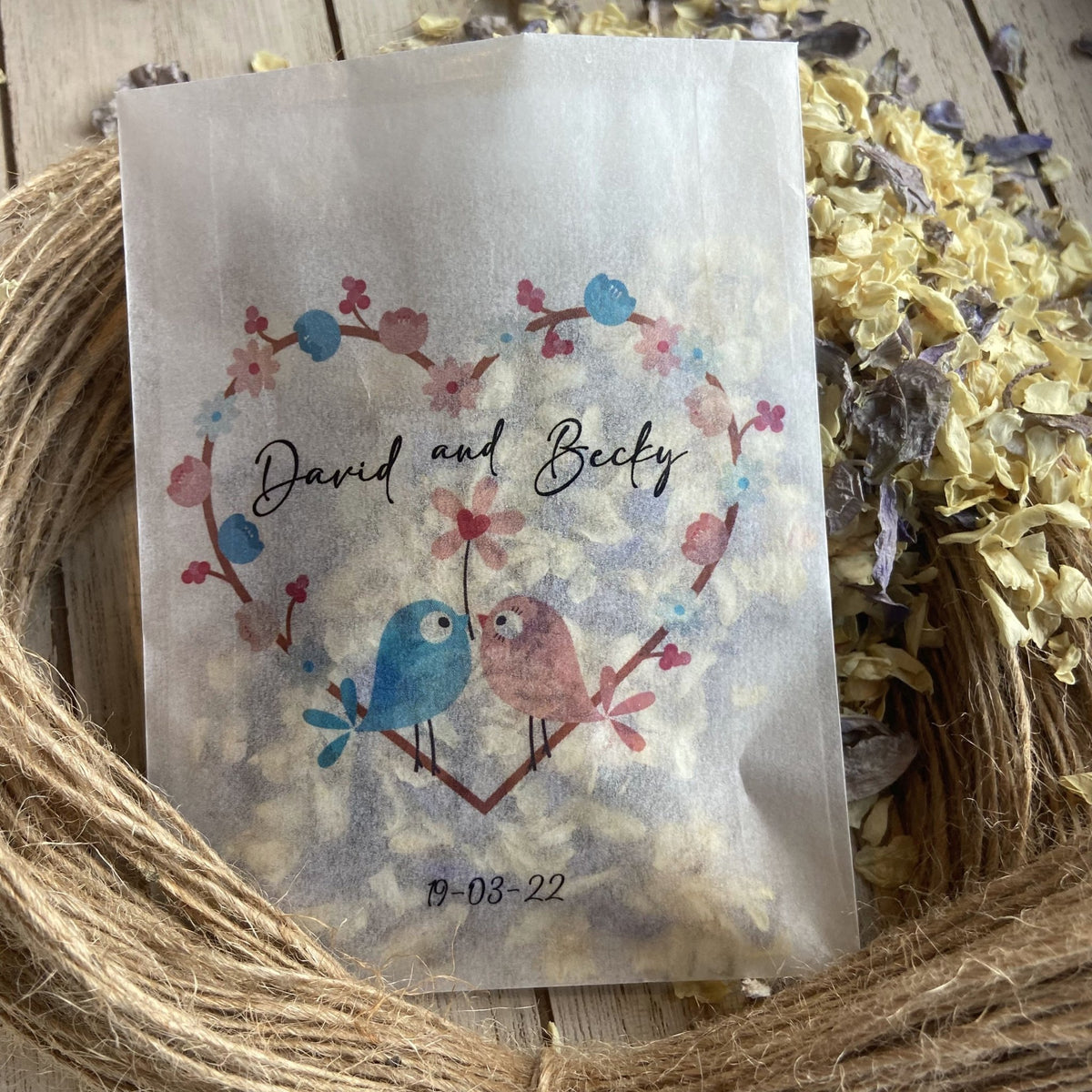 Personalised Confetti Bags | Confetti Bags | Confetibee.co.uk ...