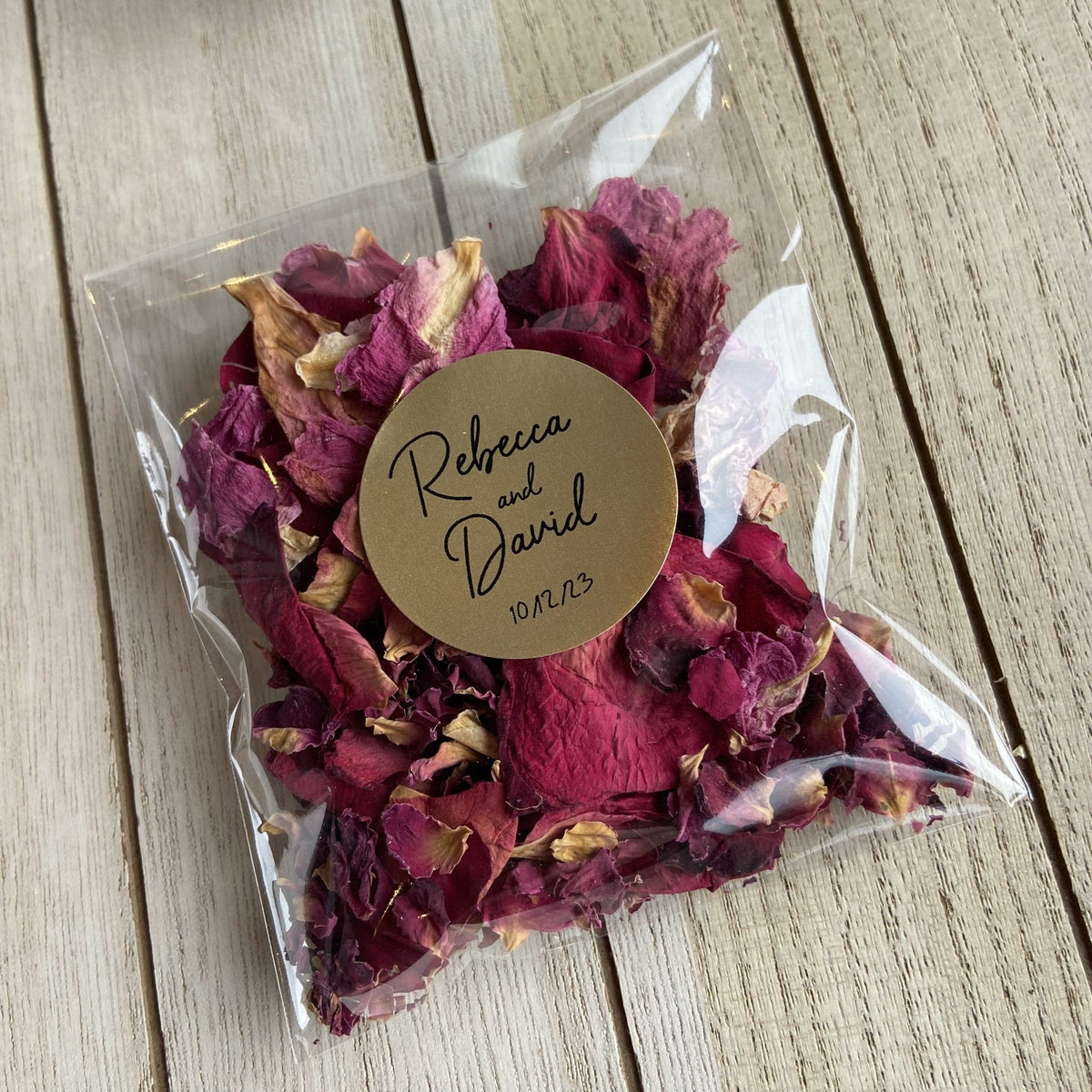 Pre Filled Confetti Packaging | Filled Confetti Packaging | Confetti Bee