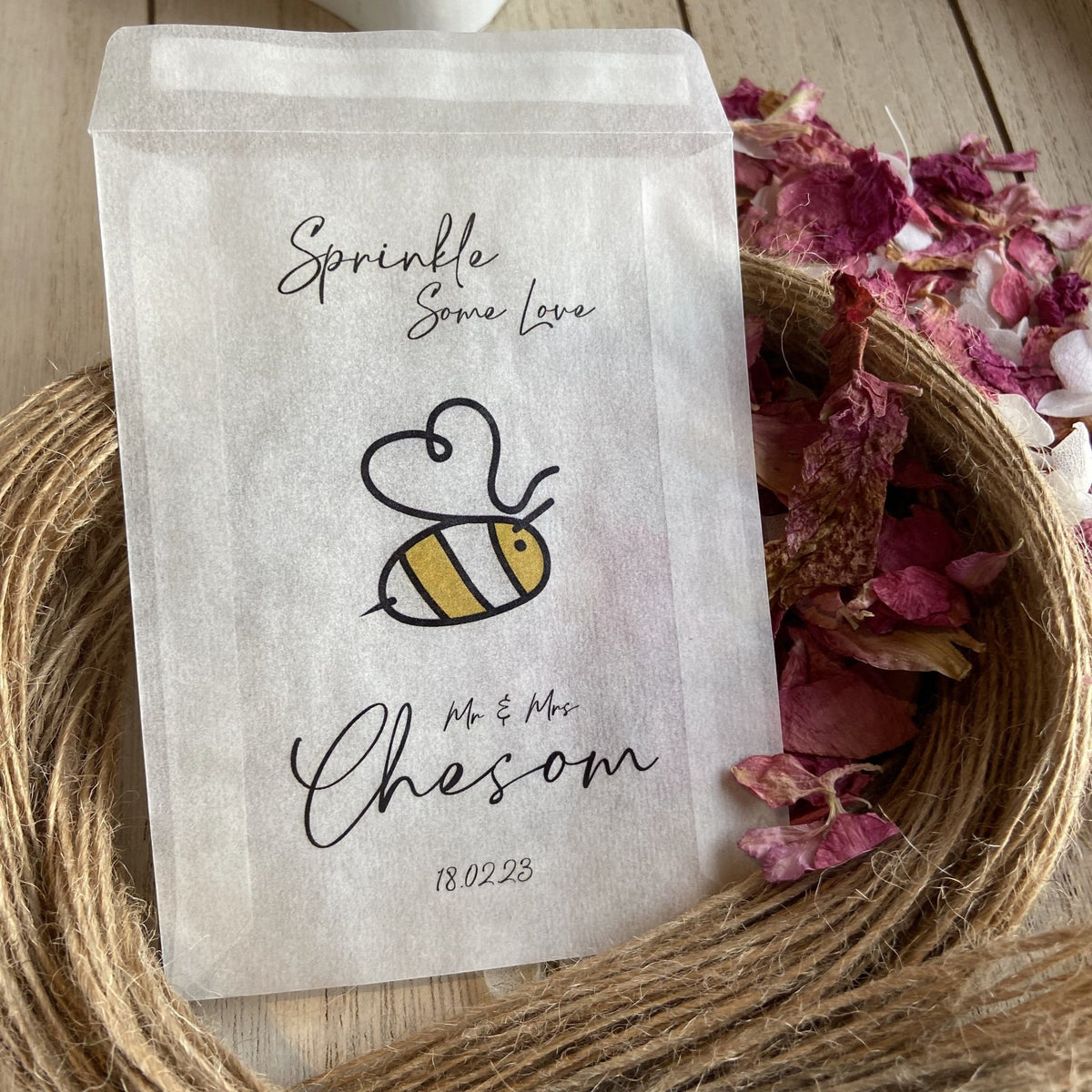 Personalised Confetti Packets - Buzzy Bee Design 5 | Confetti Bee