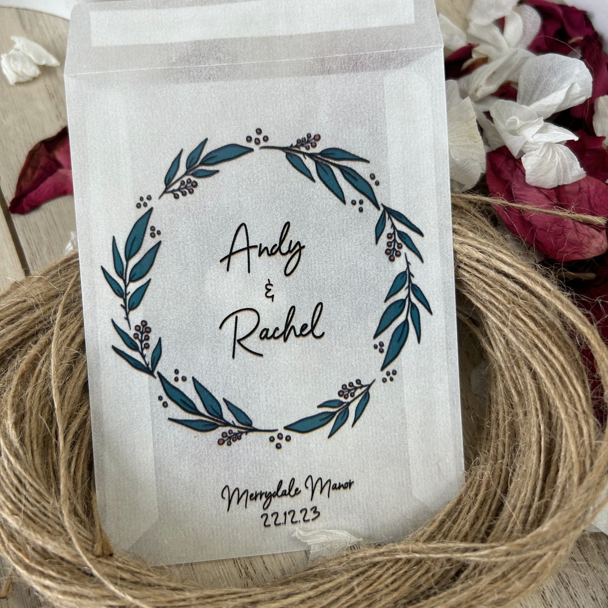 Personalised Confetti Packets - Festive Design 4 | Confetti Bee