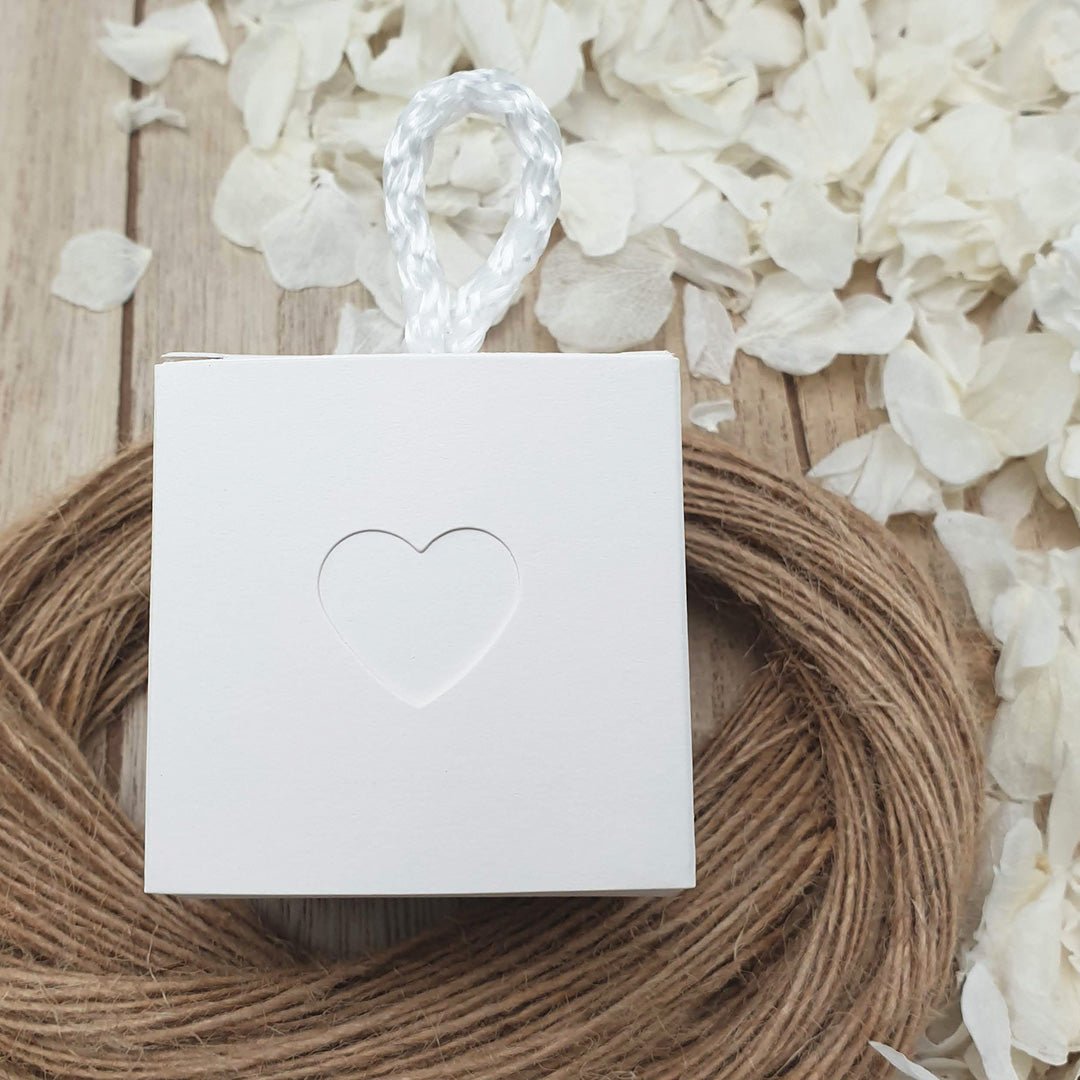 White Heart Confetti Box | Confetti Packaging | Confetti Bee