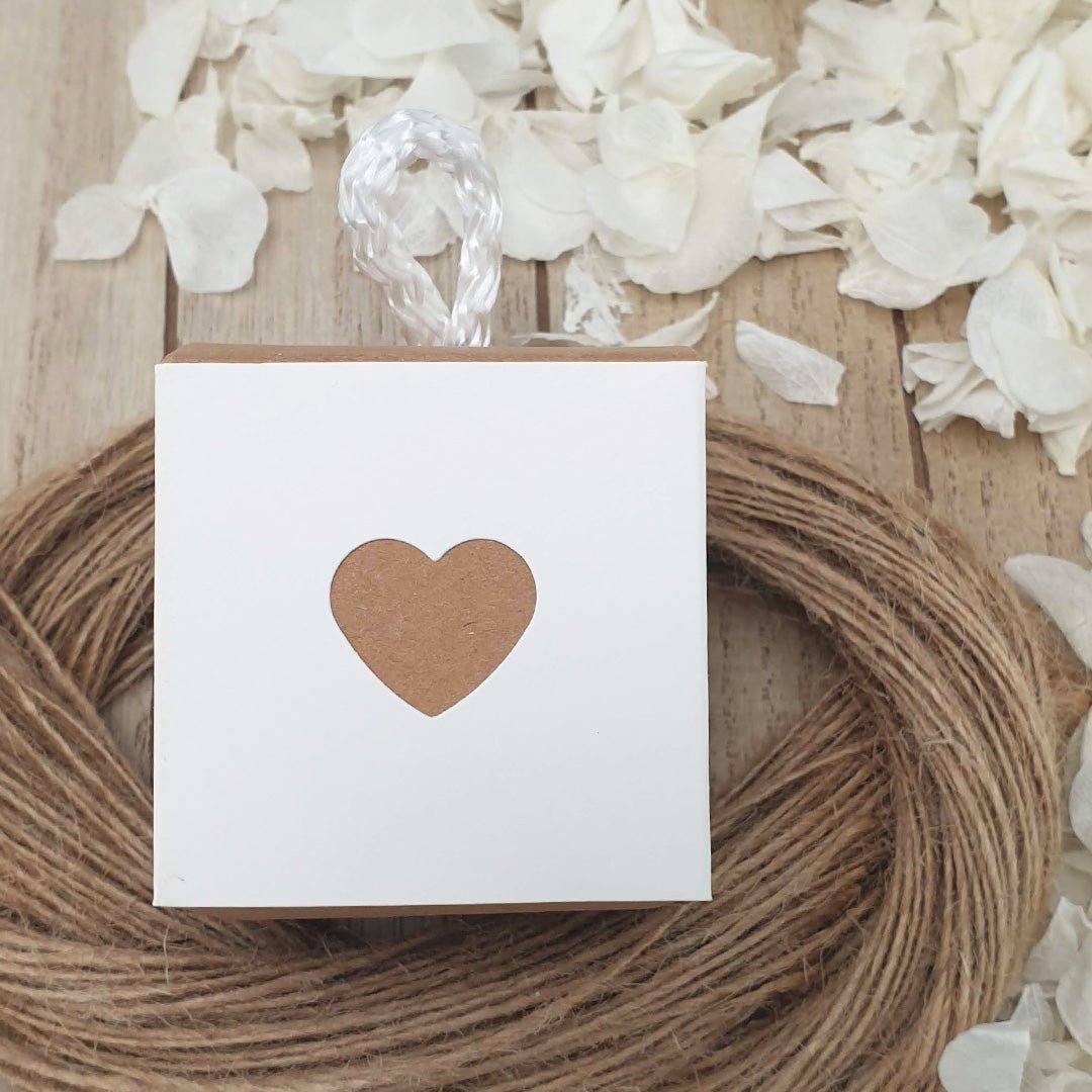 White & Kraft Brown Heart Confetti Box | Confetti Packaging | Confetti Bee